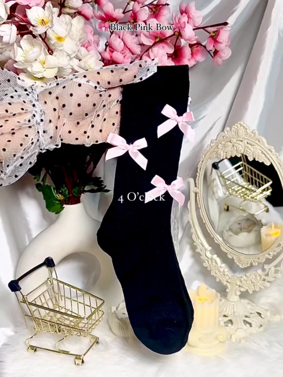 Bow Collections – 4 O'clock