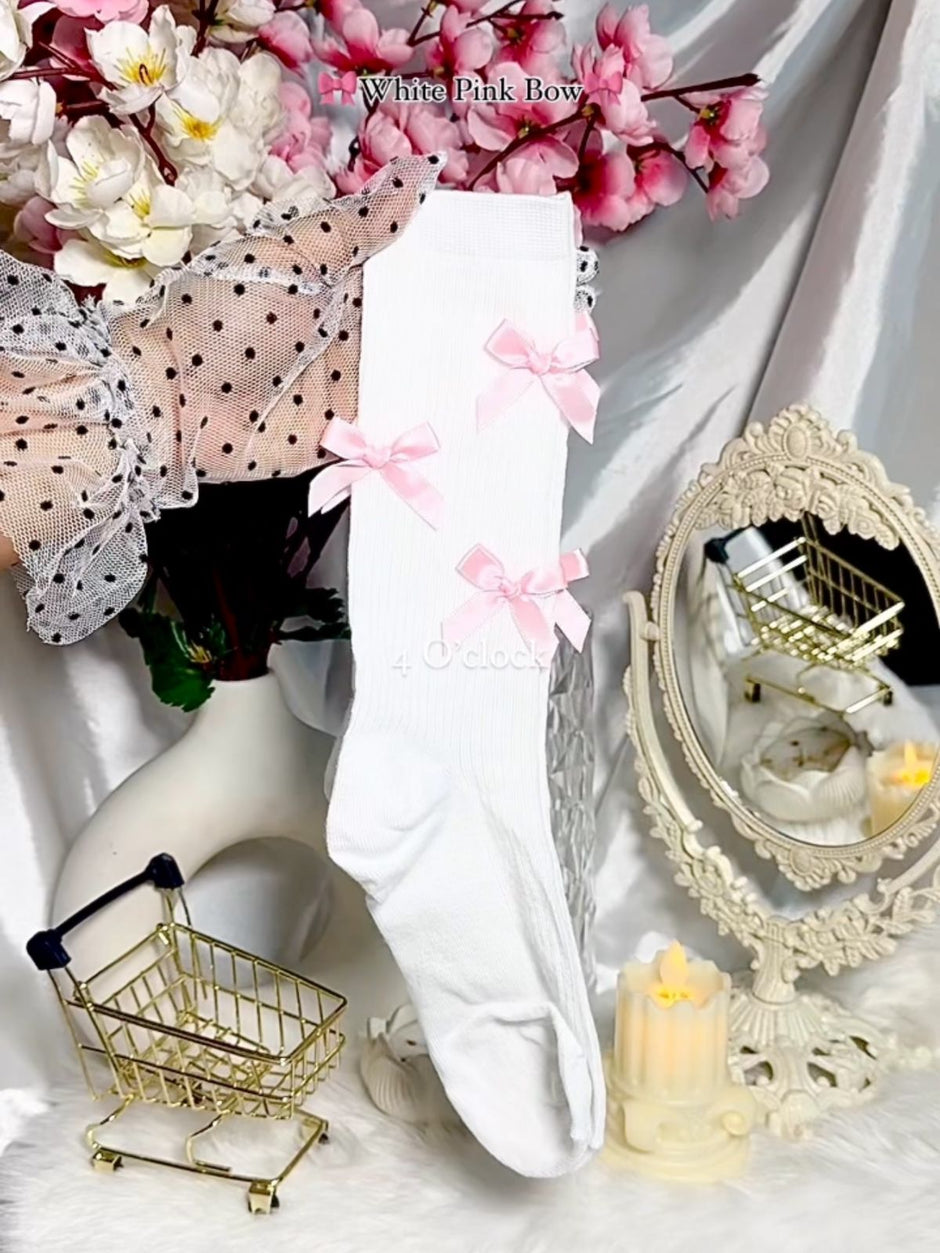 Bow Collections – 4 O'clock